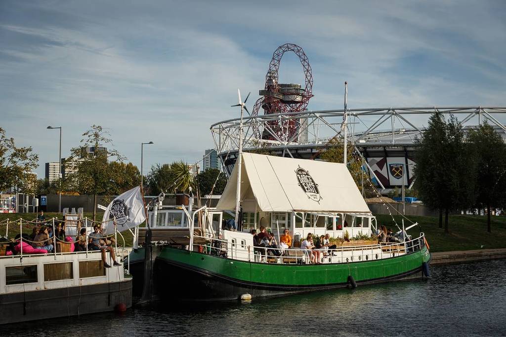 This Floating Restaurant Can Be Found On Board A Historic Barge In East ...