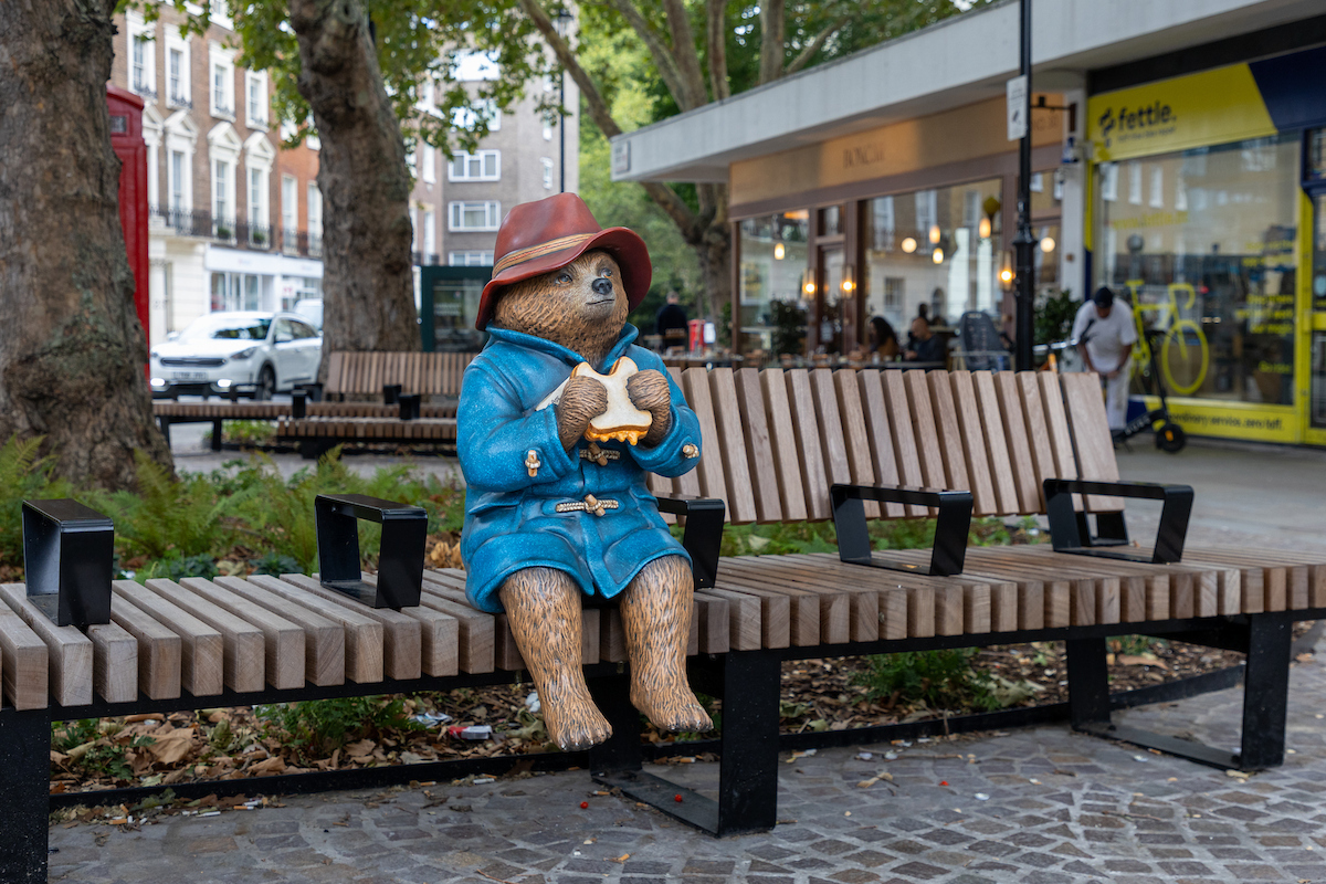 This Temporary Paddington Statue Has Found A Permanent Home In ...
