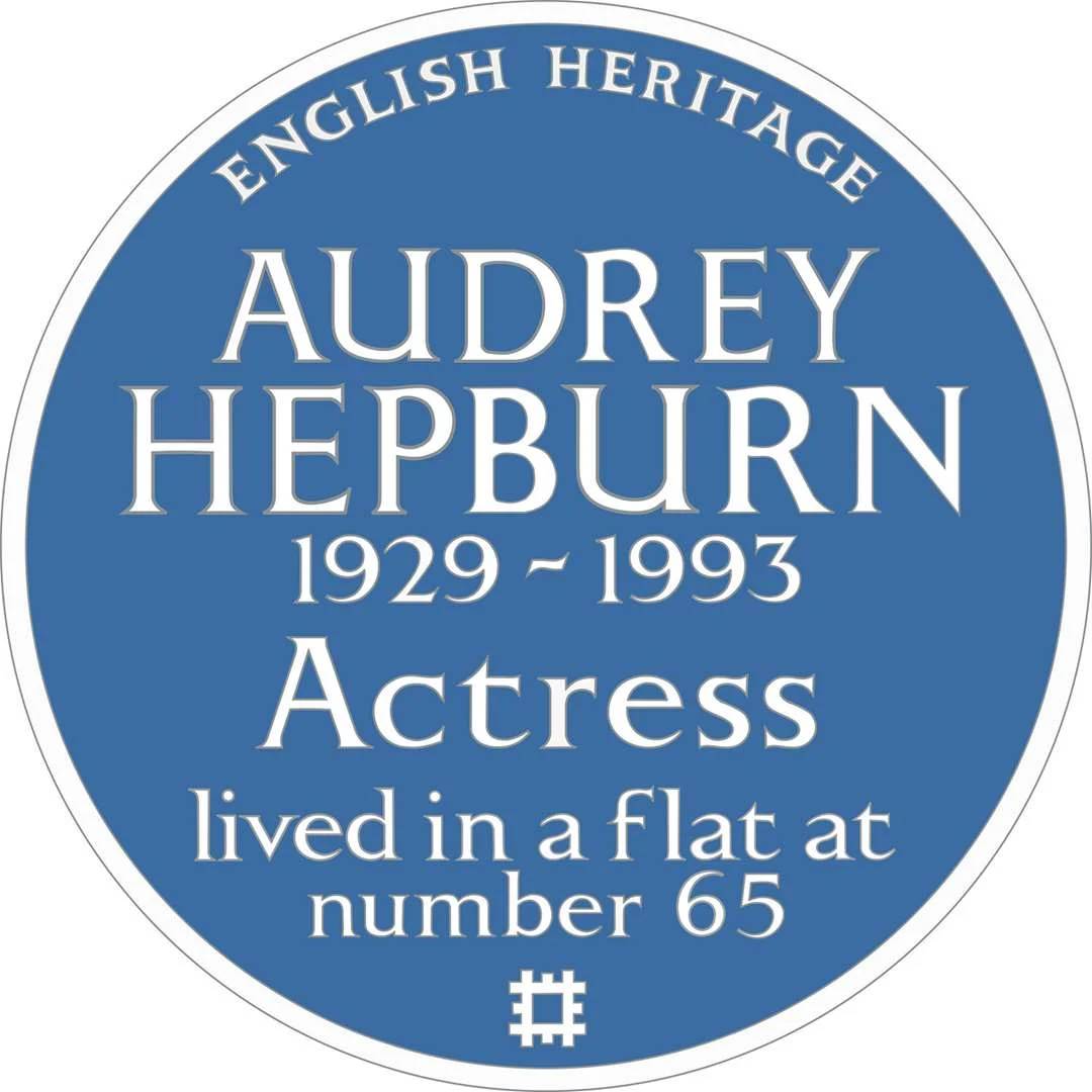 La leggenda del cinema hollywoodiano Audrey Hepburn sarà onorata con ...