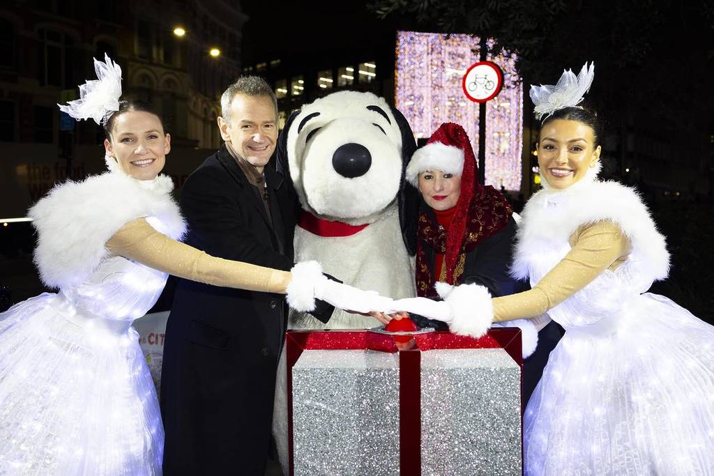 A Magical Trail Of Uniquely-Designed Snoopy Sculptures Will Be Winding ...