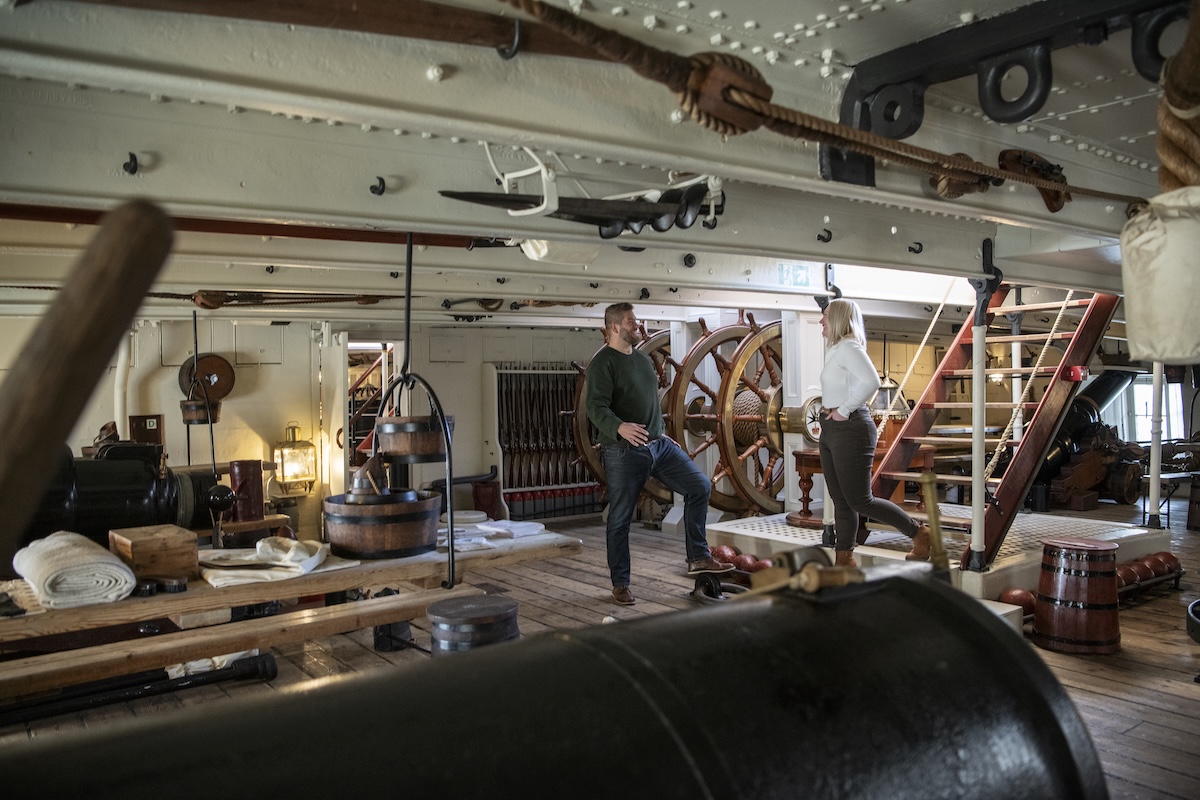 Visita a un museo subacqueo e alle navi da guerra storiche del ...
