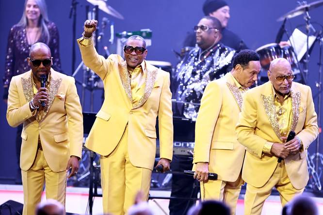 Les Temptations et les Four Tops partent en tournée au Royaume-Uni l ...