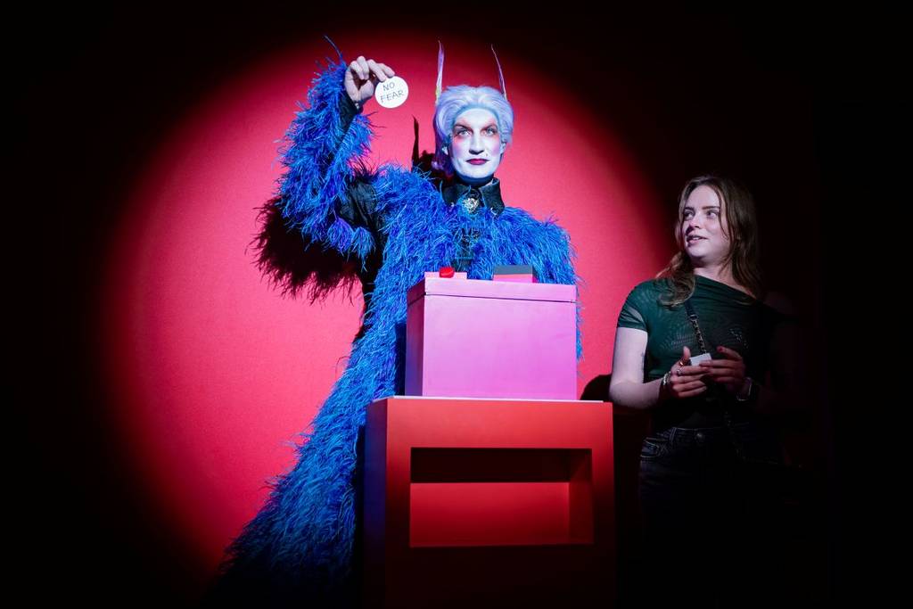 Review Of The Enchanting Nutcracker Noir Show In London