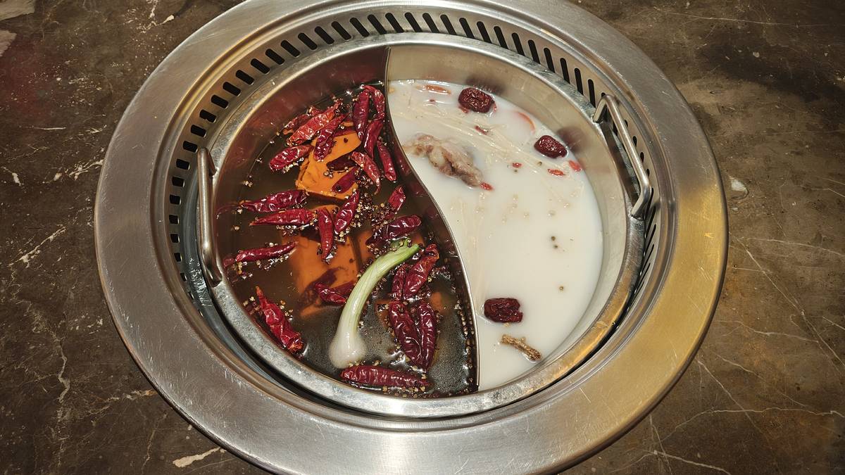 Este restaurante de hot pot aparentemente encantador traz o sabor de ...