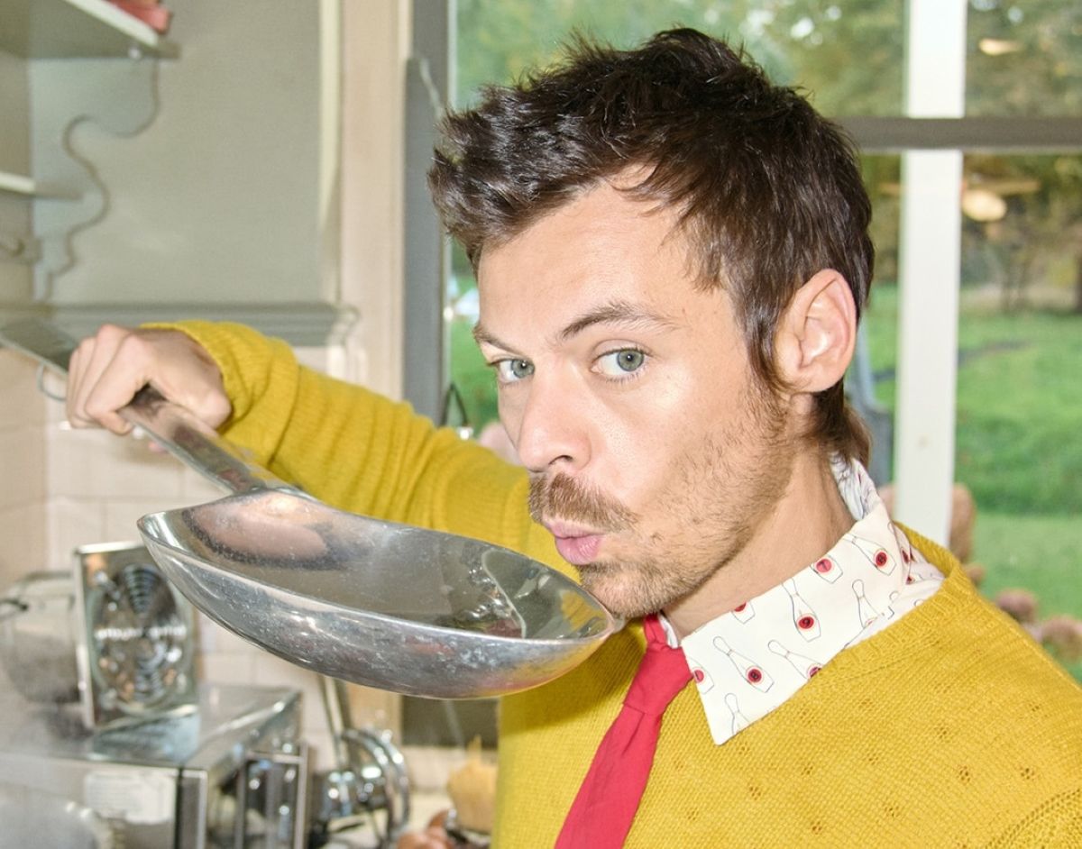 Harry Styles Will Now Play 12 Nights At London's Wembley Stadium On The ...