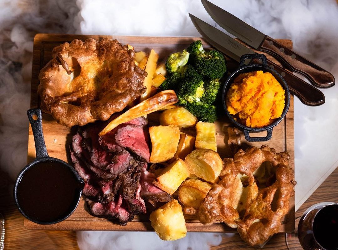 9 Top Spots In Liverpool For A Perfect Sunday Roast 9 Top Spots In Liverpool For A Perfect Sunday Roast