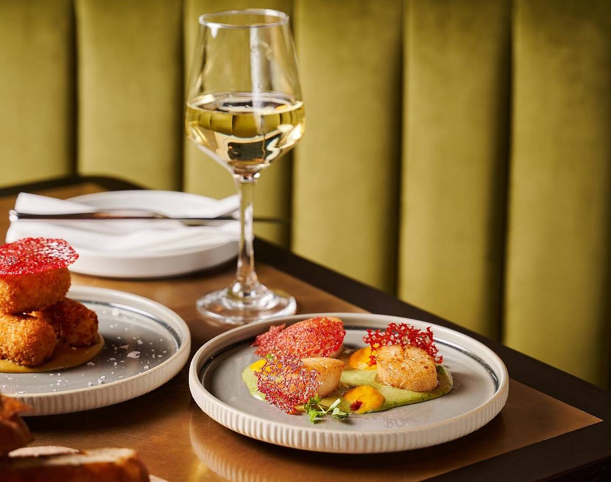 Daffodil Liverpool: Dine Above Water Aboard This Historic Ship - Secret ...