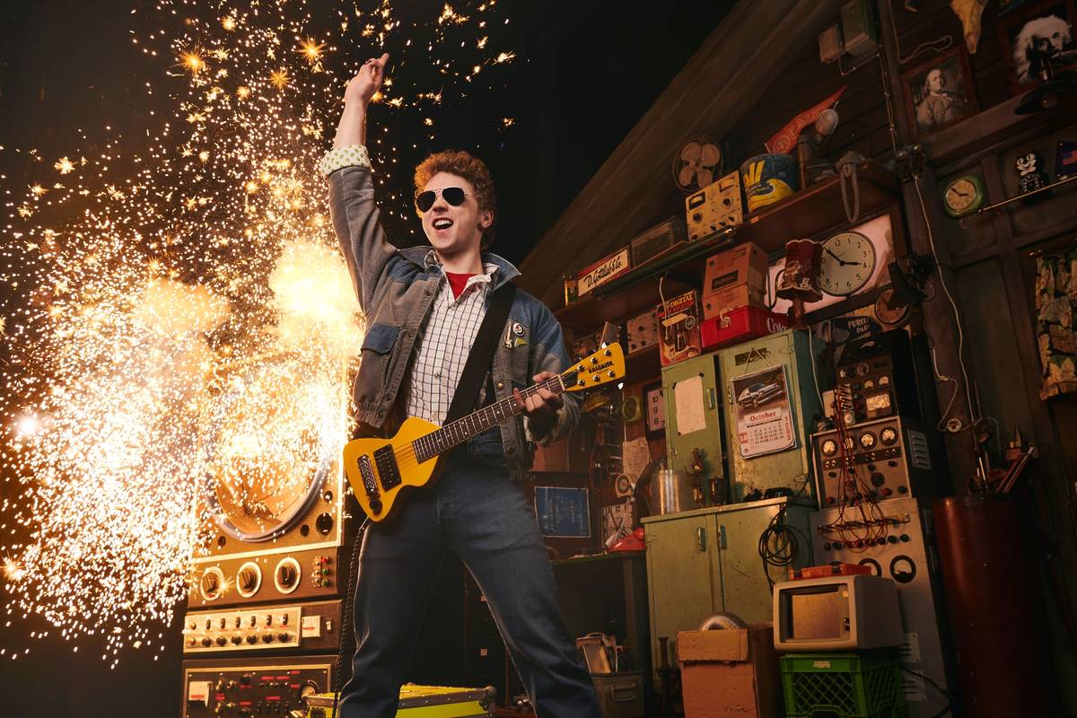 Sci-Fi Sensation 'Back To The Future' The Musical Is Gracing The ...