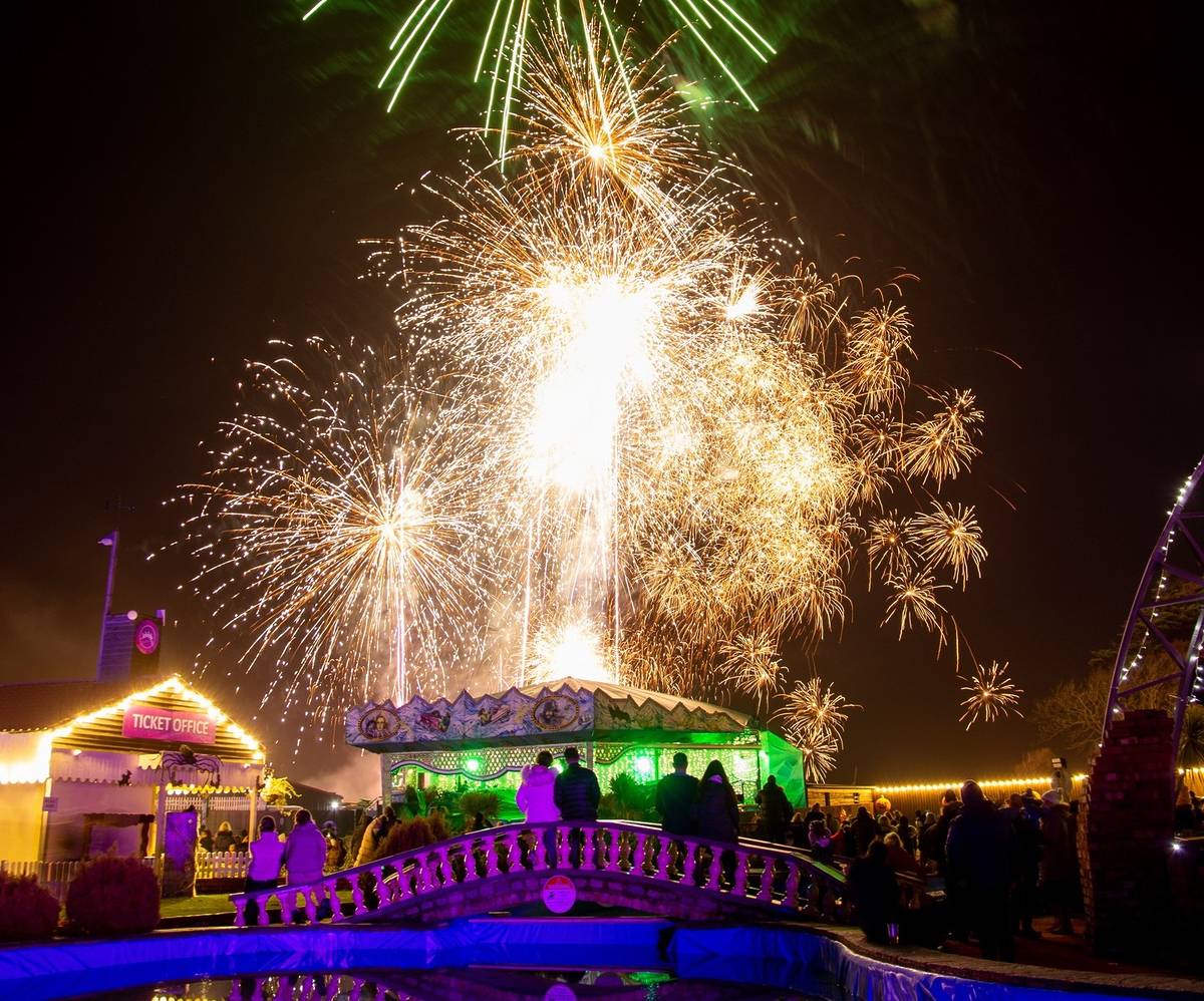 These Parks Near Liverpool Are Hosting Colourful Fireworks Displays For ...