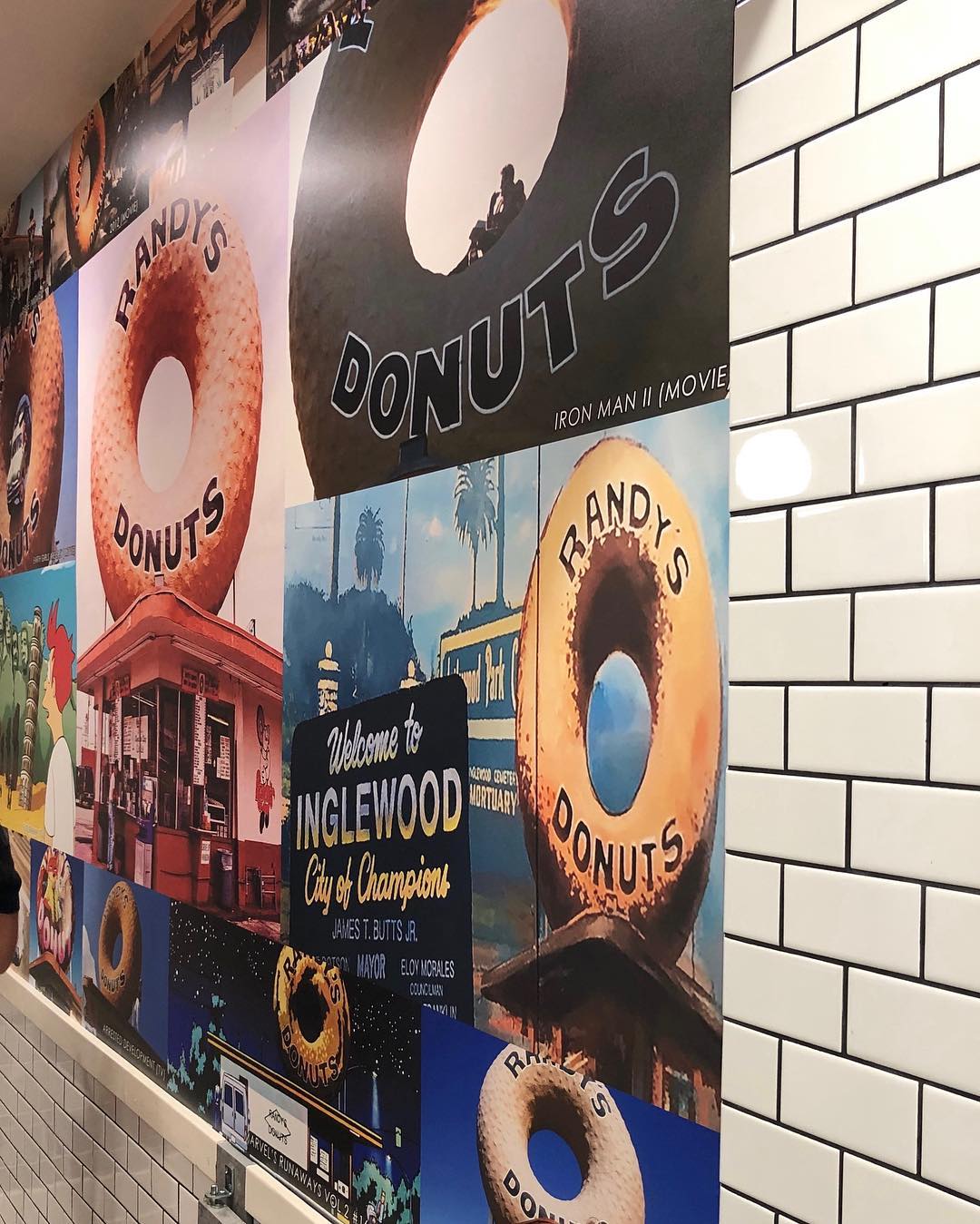 L.A's Most Iconic Doughnut Shop Opened A Hollywood Location