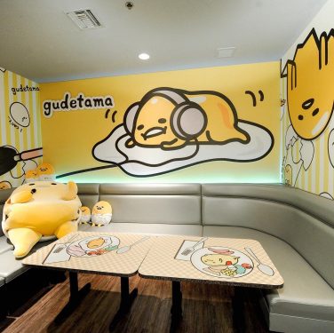 Hello Kitty Is Taking Over A Karaoke Lounge In Alhambra And It's Super ...