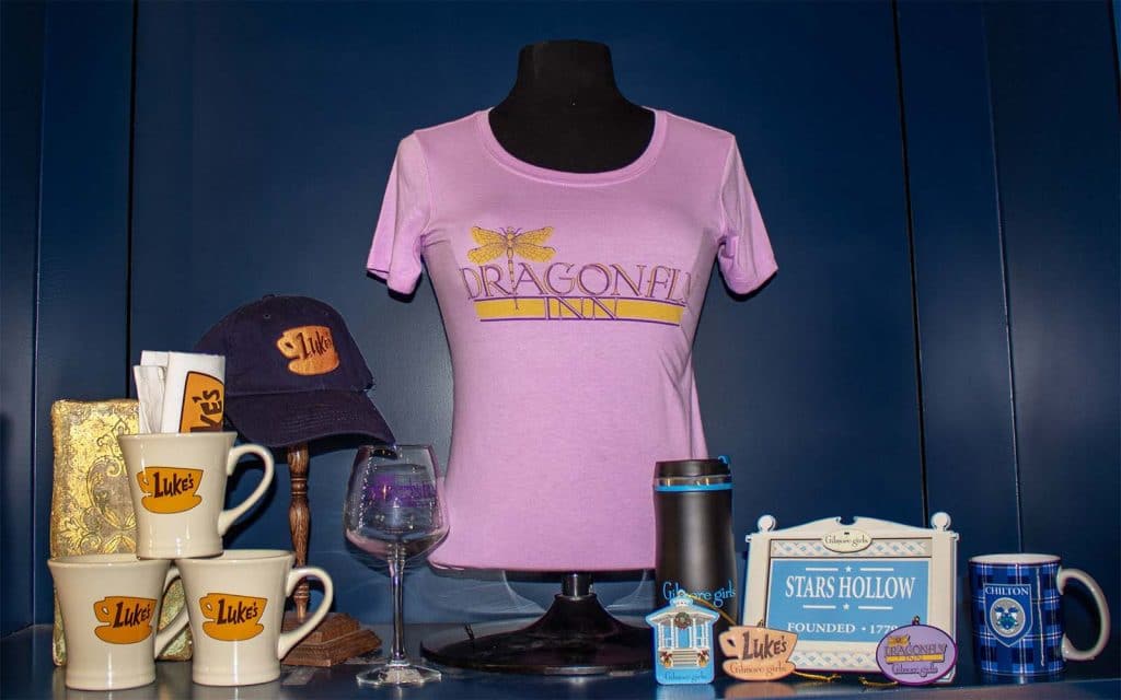 Lorelai From 'Gilmore Girls' Invites You To Have Holiday Lunch At Her ...