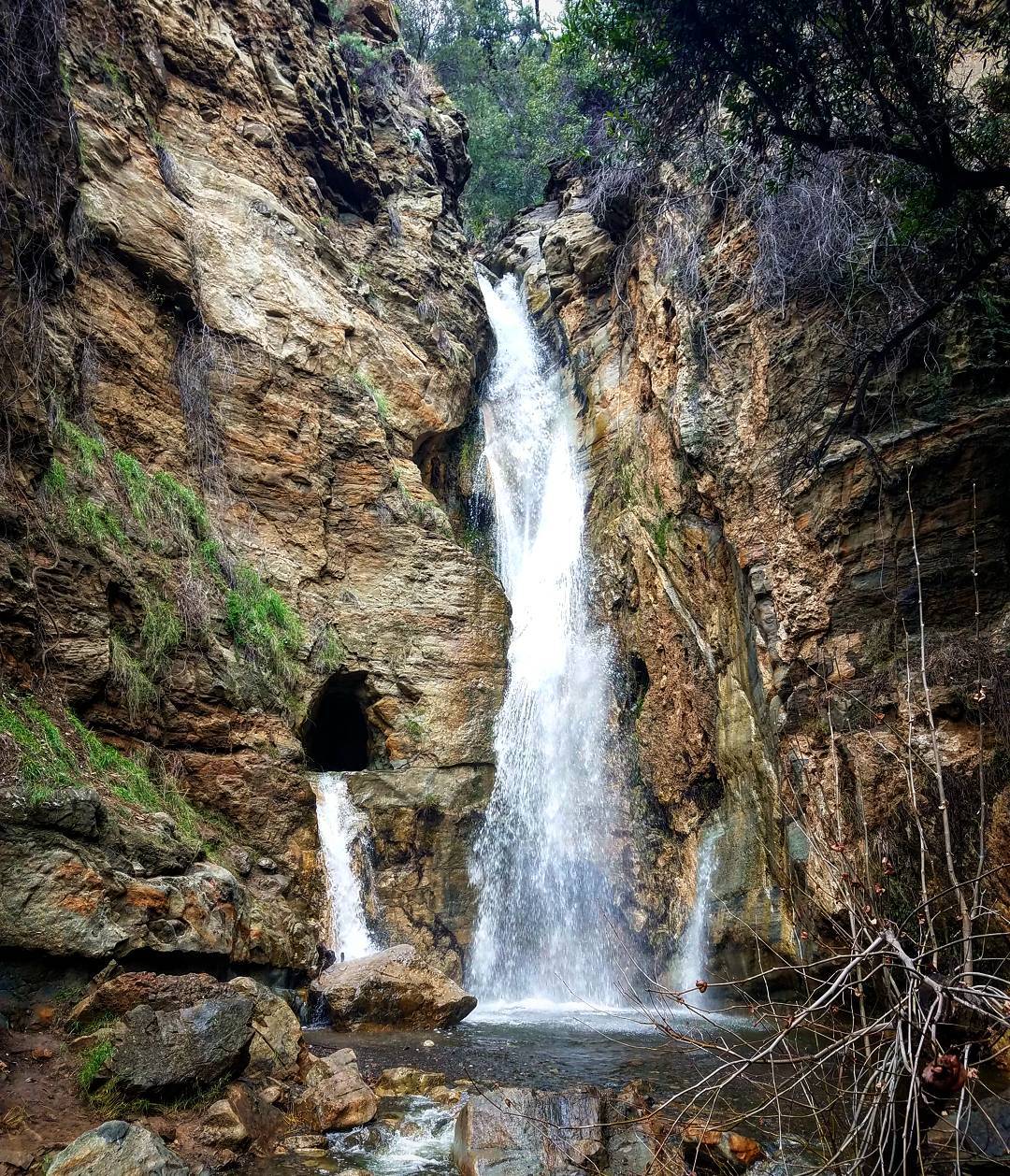 9 Breathtaking Waterfall Hikes in Los Angeles