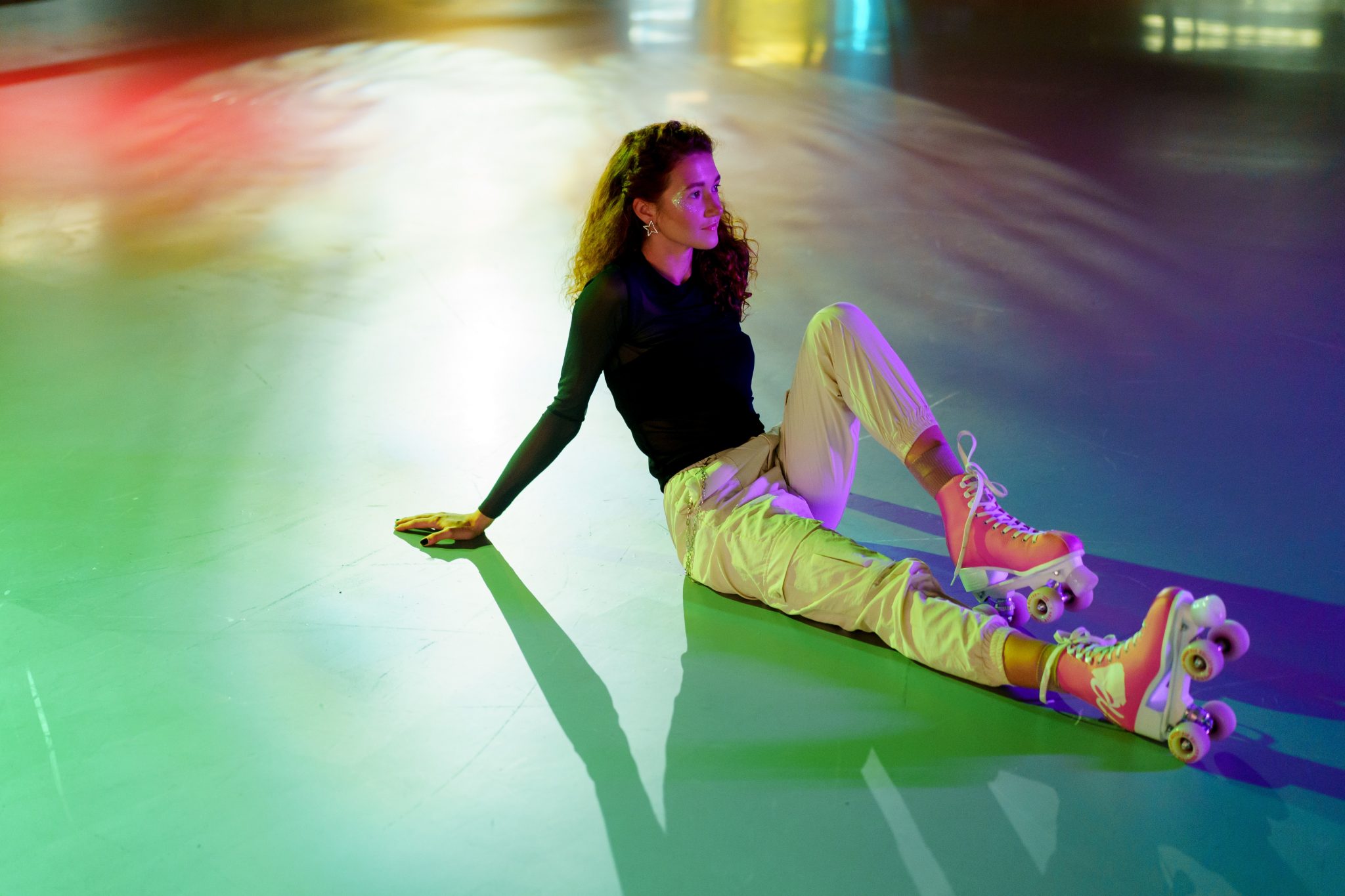 Skate Back To The 90s At Freeform's Free 'Cruel Summer' Pop-up Roller Rink