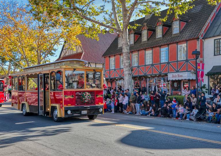 Julefest 2024 Is A Solvang Christmas Tradition In SoCal