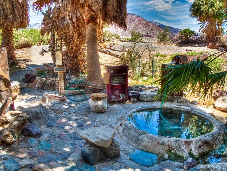 14 Gorgeous California Hot Springs Near Los Angeles