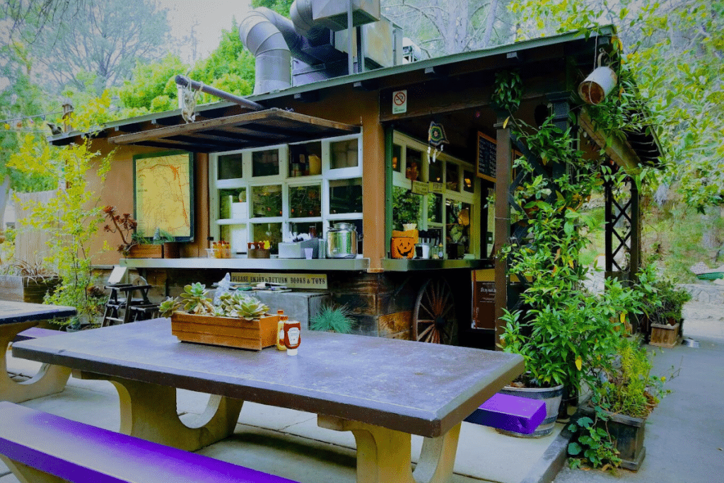 21 Gorgeous Restaurants For Outdoor Brunch In Los Angeles