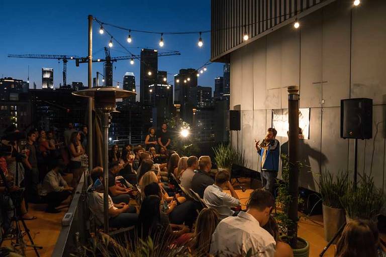 14 Best Comedy Clubs In Los Angeles To See Hilarious Stand-Up