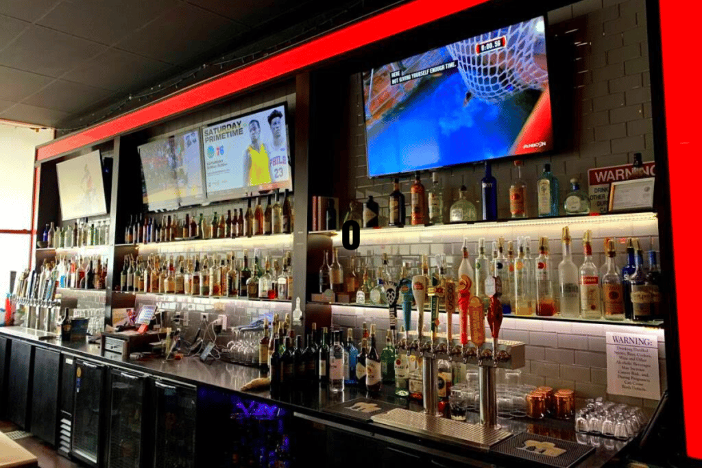12 Touchdown-Worthy Places To Watch The Super Bowl LX 2026 Around Los ...