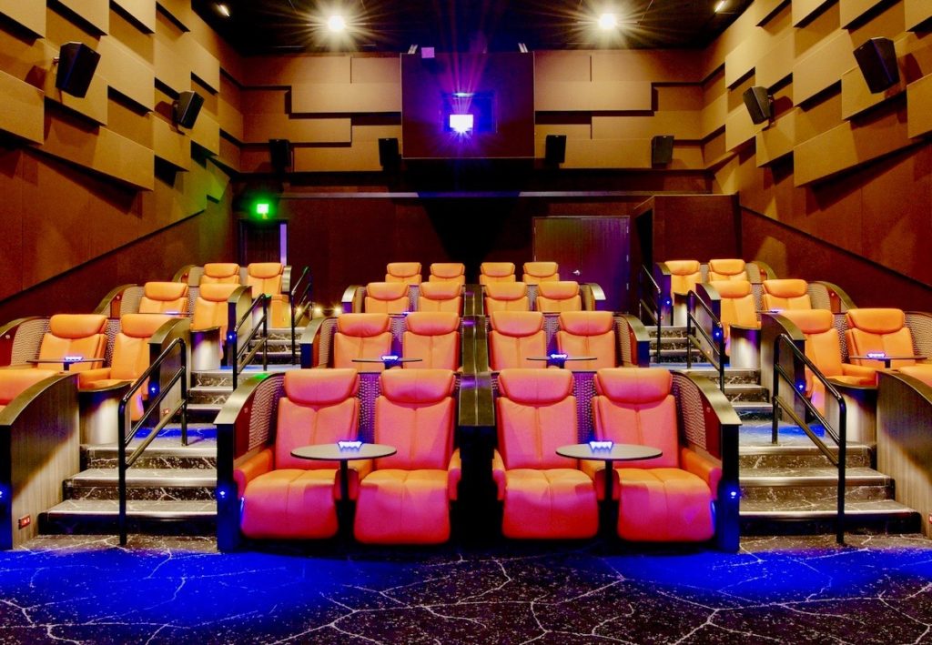 18 Best Movie Theaters In Los Angeles Cinephiles Will Adore