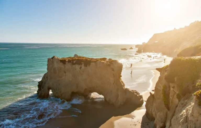 10 Hidden Beaches In Southern California You Need To Visit