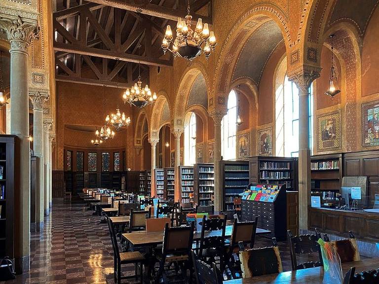 11 Beautiful Libraries In Los Angeles That Bookworms Swear By