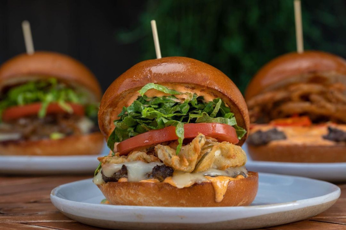 This Gastropub Offers $2 Gourmet Burgers And Happy Hour