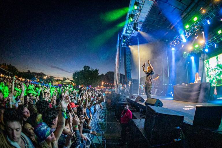 18 Epic Los Angeles Music Festivals To Look For In 2025