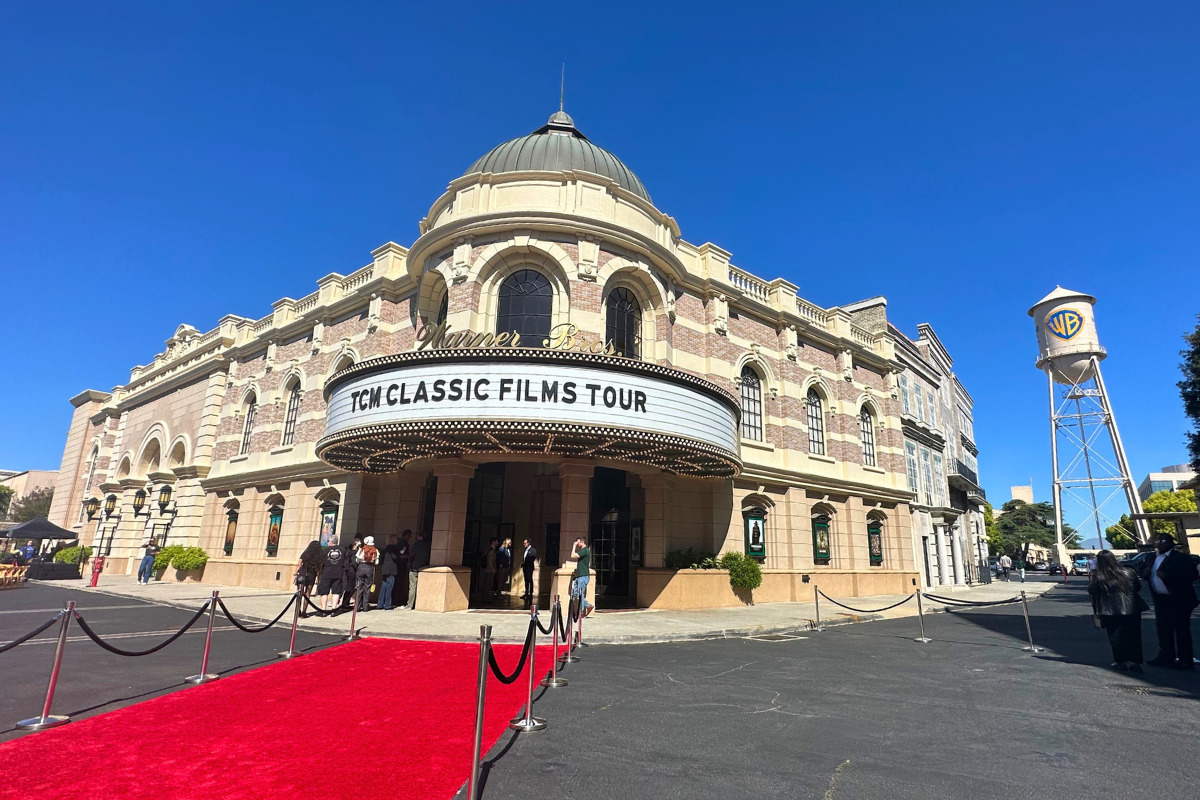 Enter The Golden Age Of Hollywood At TCM Warner Bros. Studio Tour