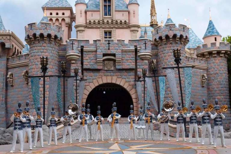 There’s A Min Disneyland In Anaheim That You Can Visit