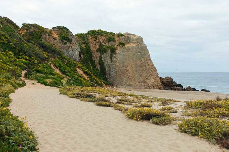 10 Hidden Beaches In Southern California You Need To Visit