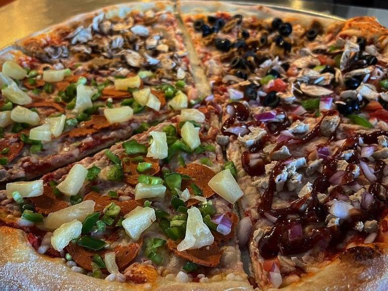 10 Best Restaurants For Late-Night Food In Los Angeles