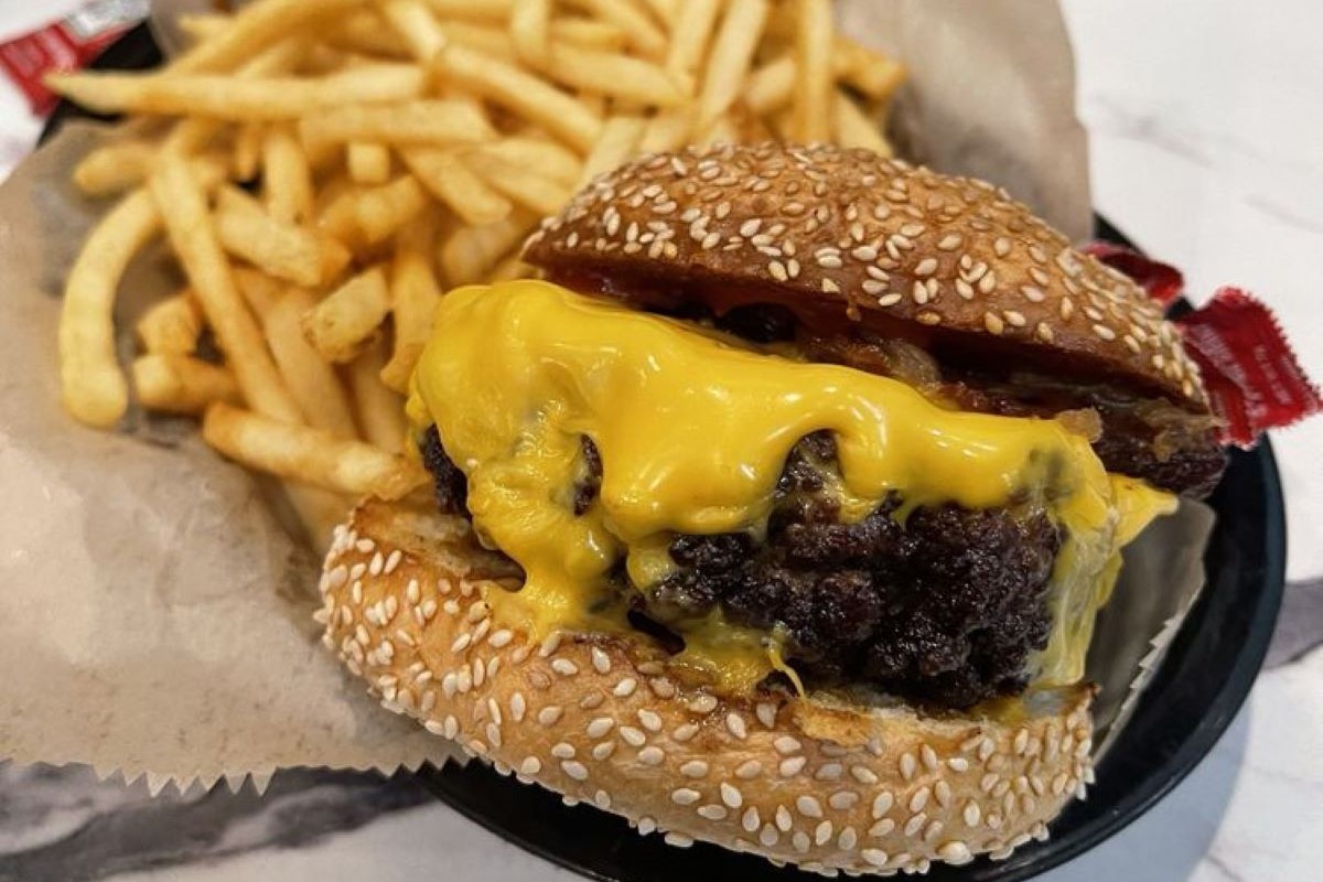 The 9th Best Burger In The Entire World Is Right Here In L.A.