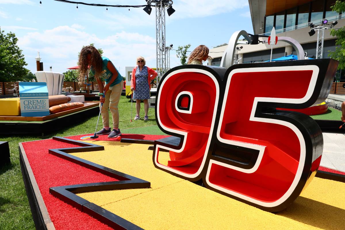 You Can Mini-Golf With Your Disney Favorites At This Pixar Putt Experience