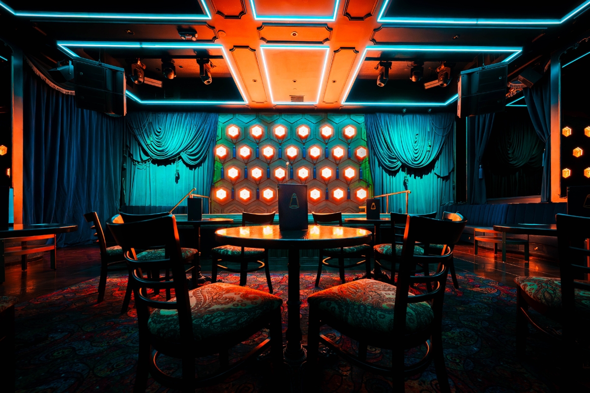 Don’t Miss These Shows At Elegant LA Nightclub 'The Spotlight'