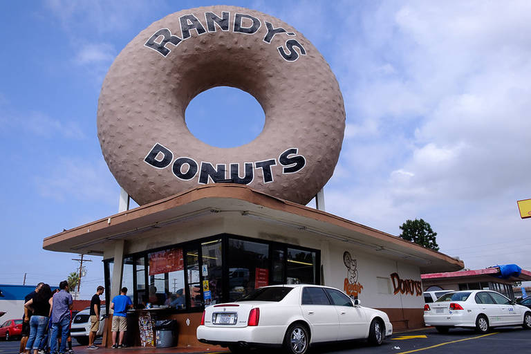 10 Essential Shops For The Best Donuts In Los Angeles