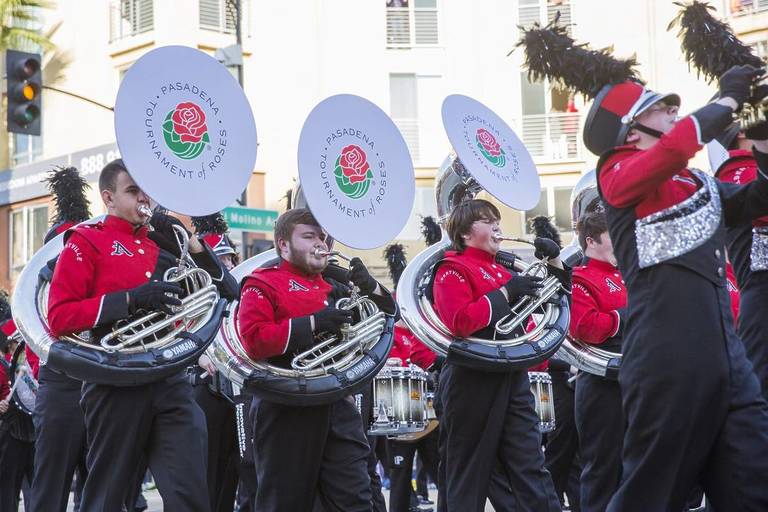 10 Spectacular Christmas Parades To Catch Around Los Angeles