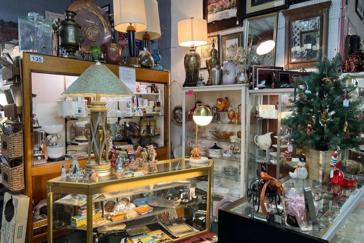 10 Antique Stores In Los Angeles To Go Treasure Hunting