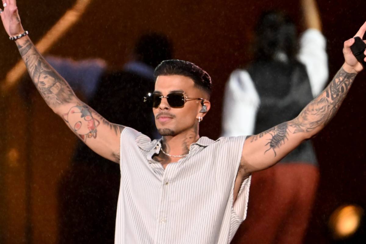 Rauw Alejandro Announces "Cosa Nuestra" Tour With A Stop In Los Angeles