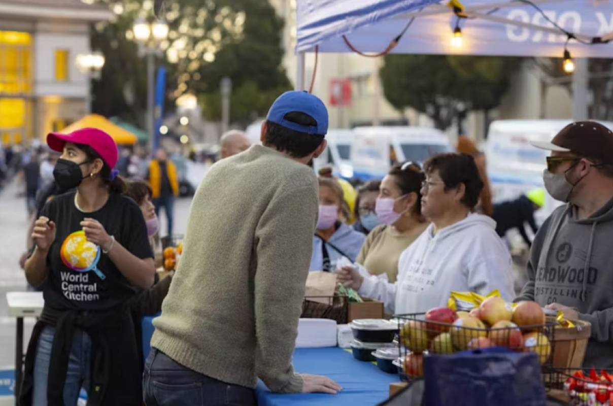 Free Water Is Available Today At These Filling Stations Around L.A.