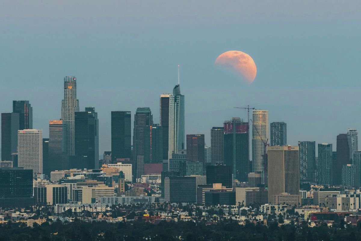 June's Strawberry Full Moon Will Rise Tonight Above L.A.