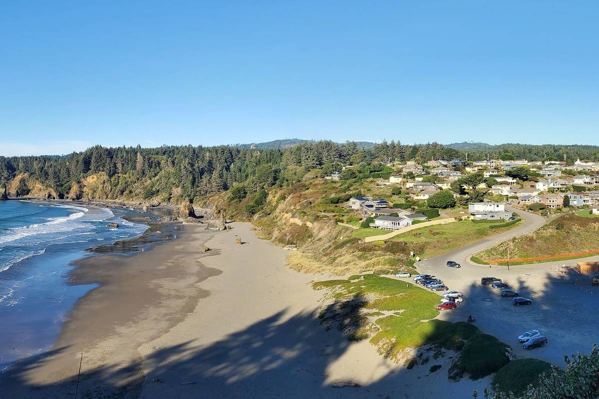 La plus ancienne ville côtière de Californie du Nord mène à certaines ...