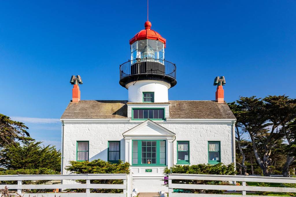 California Is Home To The Oldest Continuously Operating Lighthouse On The West Coast — Standing ...