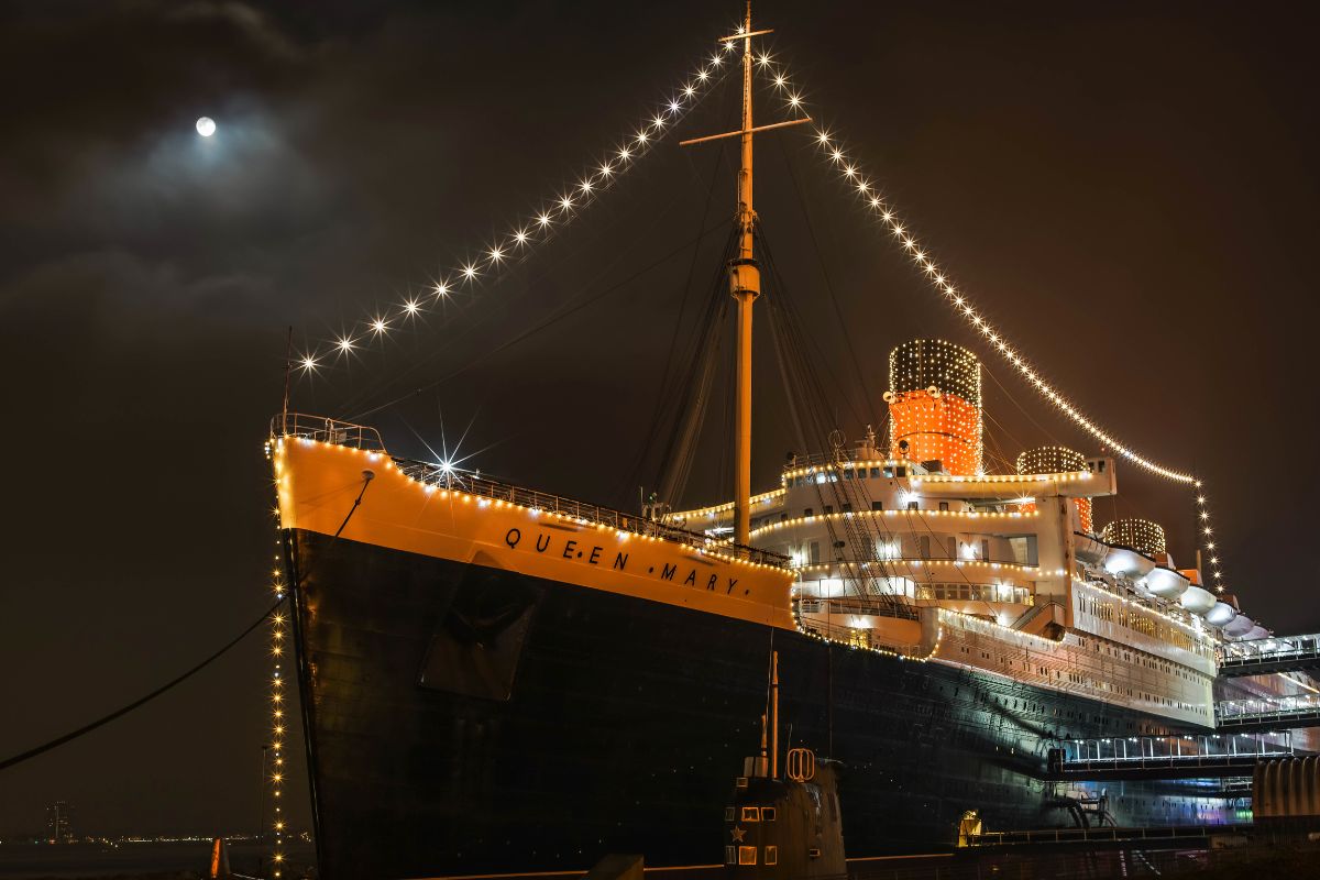 'The Grey Ghost', Queen Mary Ship Is One of The US' Most Haunted Spots ...