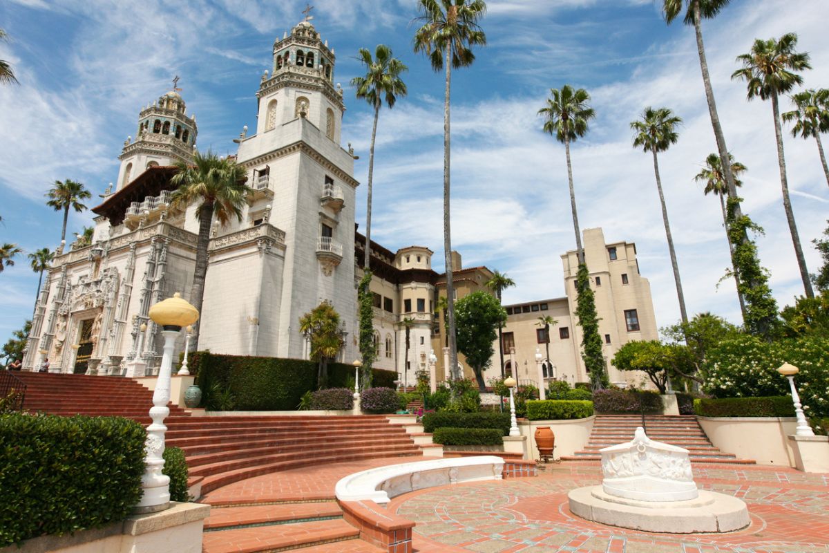 California’s Most Extravagant Castle Spans 90,000 Sq. Ft. And It Once ...