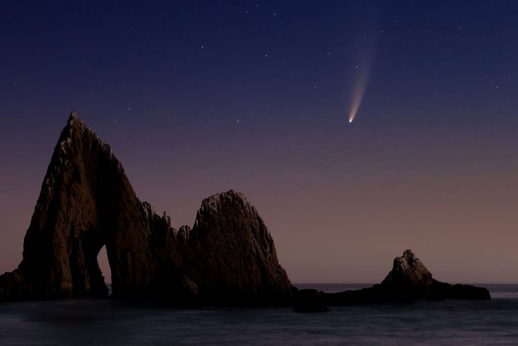 The Unusual Interstellar Comet 3I/Atlas Will Make Its Closest Approach ...