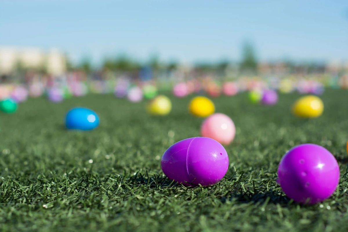 SoCal's Largest Easter Egg Hunt Featuring 33,000 Eggs Is Happening This ...