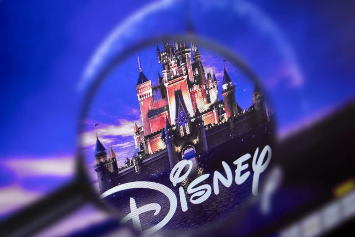 California just announced a Disneyland-themed license plate to help ...
