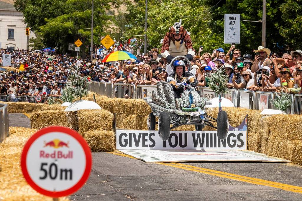 This massive free event is shutting down streets in the heart of Los ...