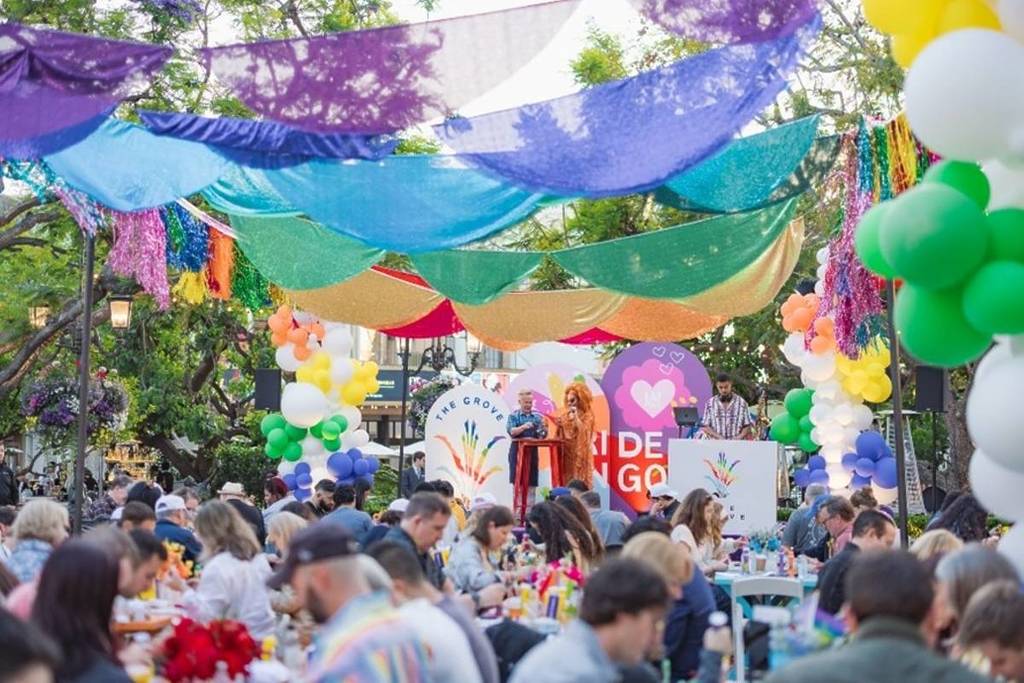 Le très apprécié Pride Bingo annuel de L.A. revient au Grove avec 10 ...